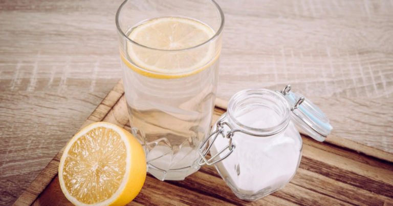 12 Amazing Benefits Of Drinking Baking Soda Water Daily